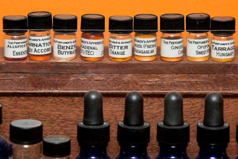 Perfumery: From Aroma Chemicals to Perfume Ingredients